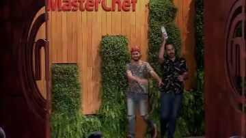 Victor Hugo conquista vaga na cozinha do MasterChef