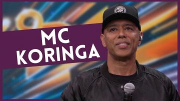 MC Koringa anima auditório do Faustão com "Dança Sensual"
