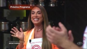 Nicole Bahls é a próxima convidada da 11ª temporada do MasterChef