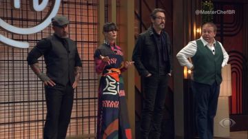 Jurados do MasterChef dão dicas para fazer torta de três mousses