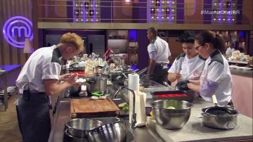 Convidado encontra cabelo em sobremesa do MasterChef