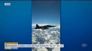 Caça da FAB faz "Blitz" em avião particular durante voo